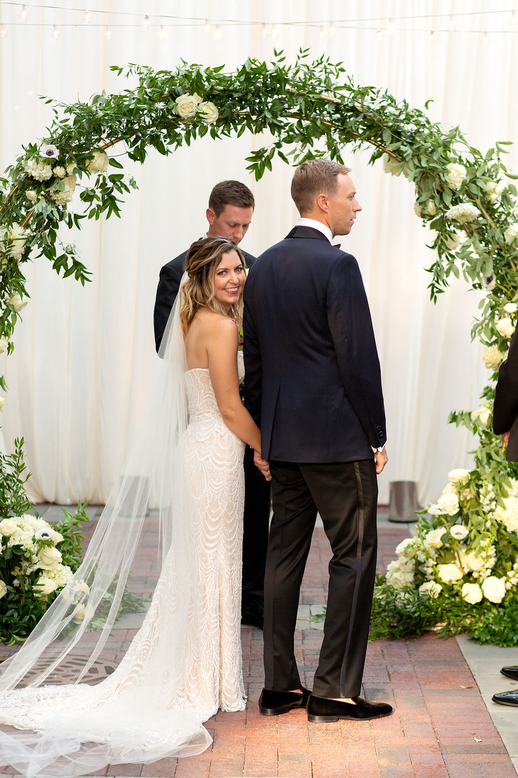 Small Details, Big Impressions | Alex + Christopher | 8.20.21 – White ...